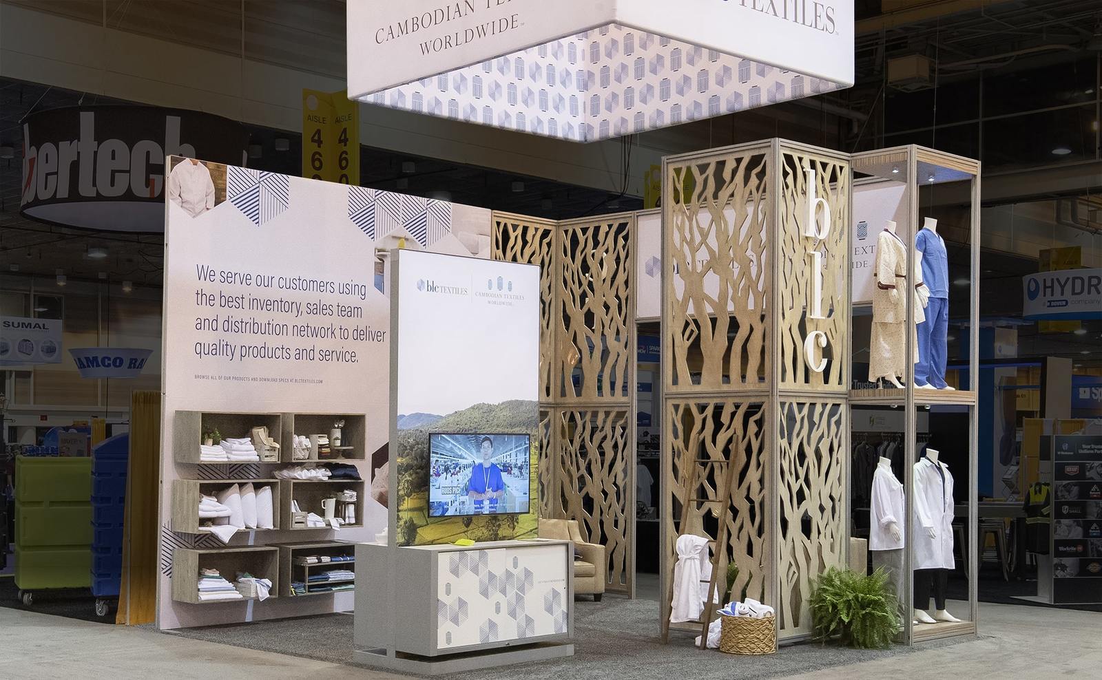 The Owners of Skyline Exhibits Northern California Look Toward the ...