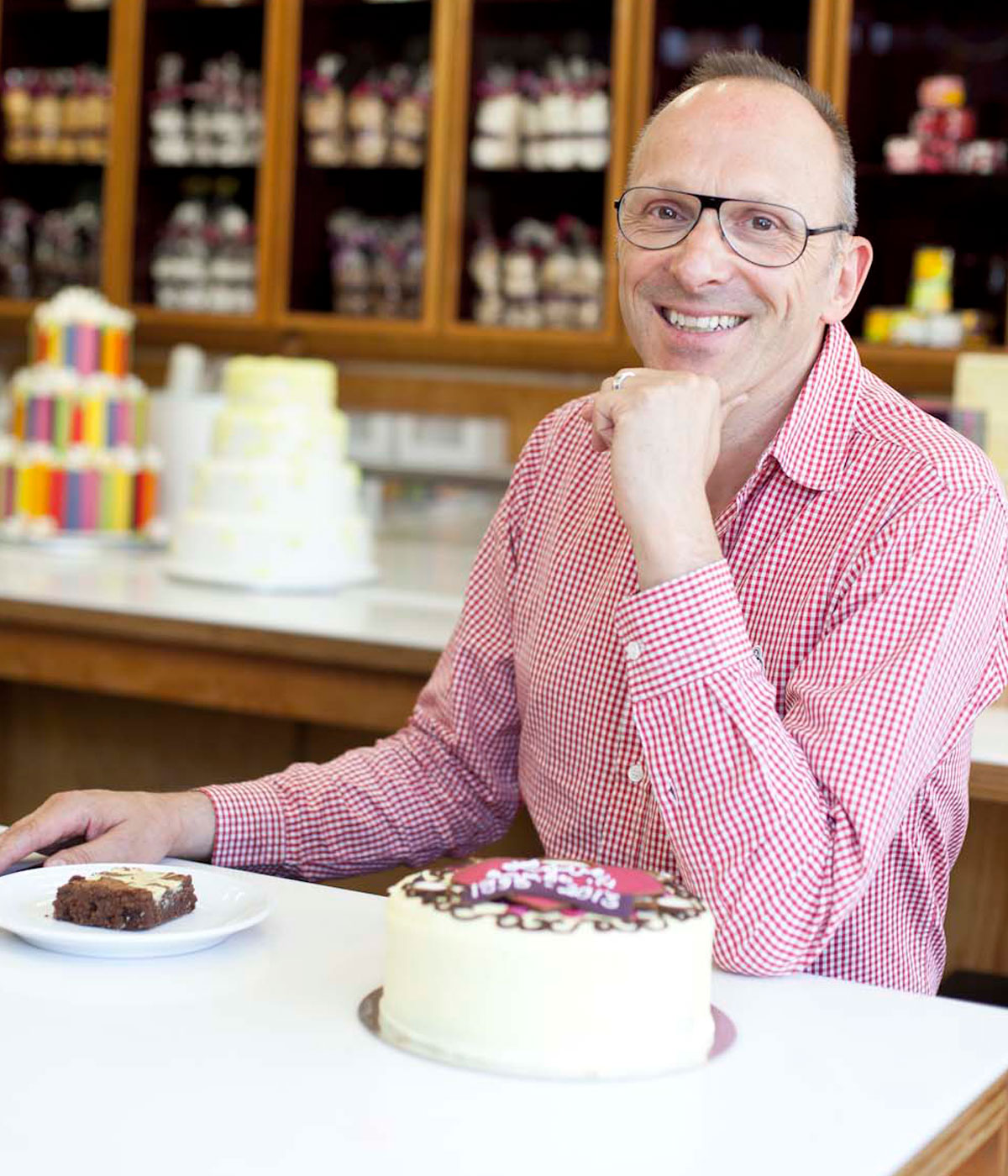 Konditor delivers handmade brownies, biscuits and personalized cakes to ...
